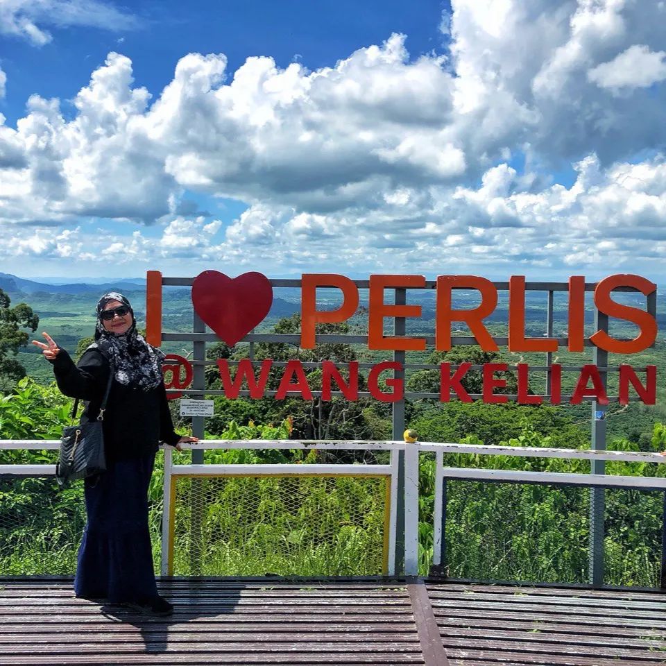 Kunjungi View Point Wang Kelian di Perlis: Negeri Indera Kayangan Anda!