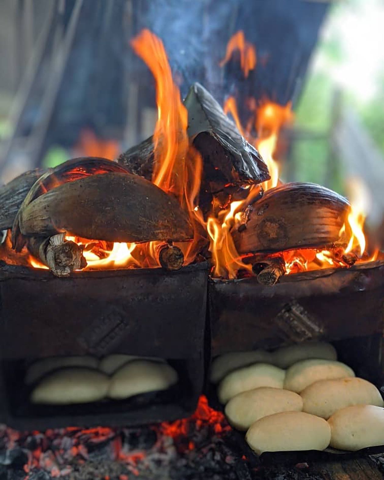 Homemade Roti Sekaya Dapur Kayu Makan Roti Bakar yang Autentik dan Unik ...