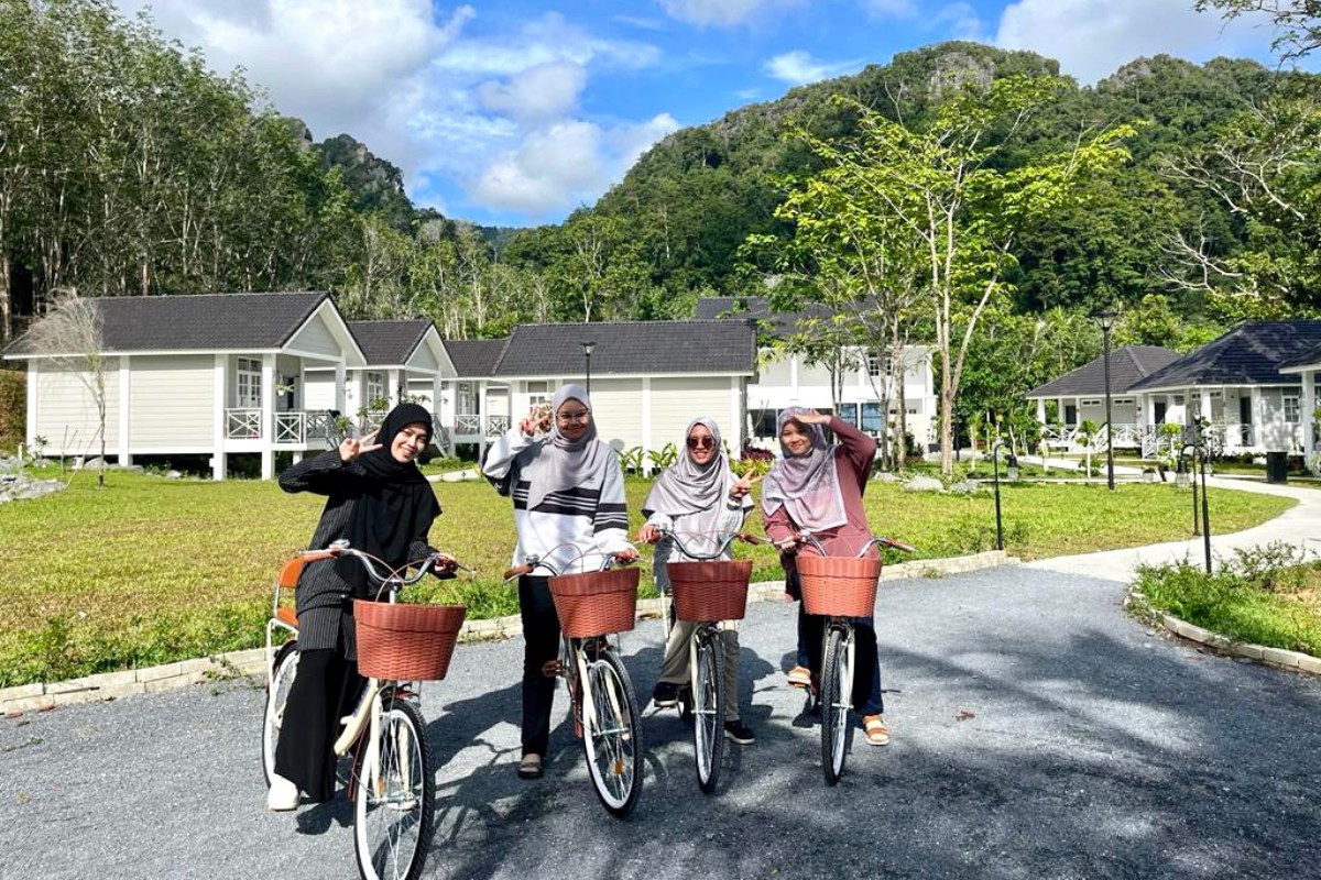 Gua Kelam Chalet - Chalet Minimalis English Modern Yang Selesa Untuk ...