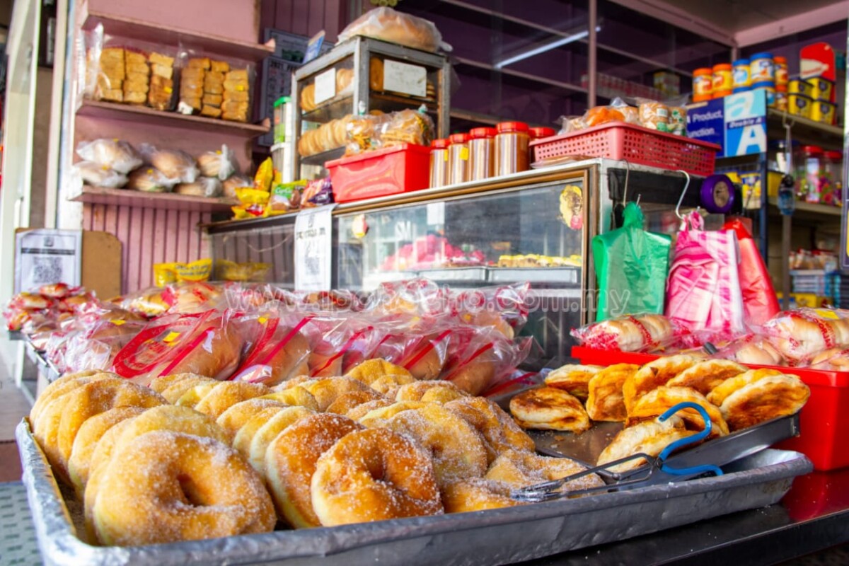 Bagaimana Kedai Roti Di Ipoh Mampu Bertahan Lebih 100 Tahun?