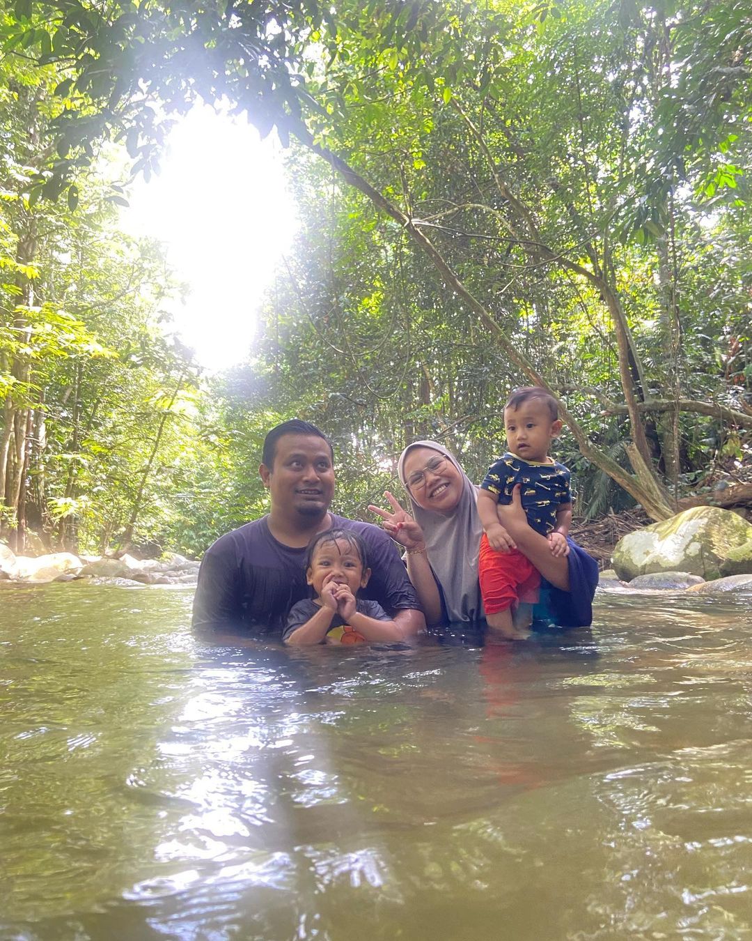 Refresh Diri Di The Nahara Resort Kalumpang, Tempat Healing Di Tepi ...