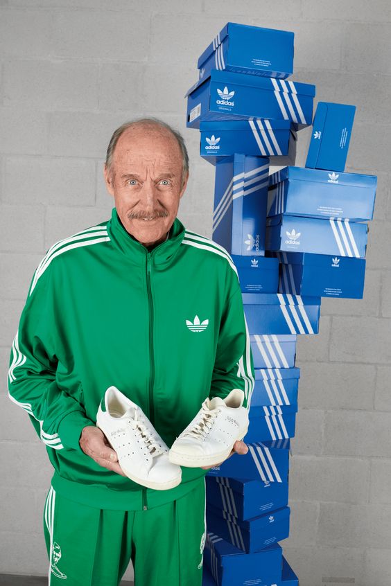 Pilihan Kasut Retro Klasik yang Ikonik - Nike Air Jordan 1, Adidas Stan ...