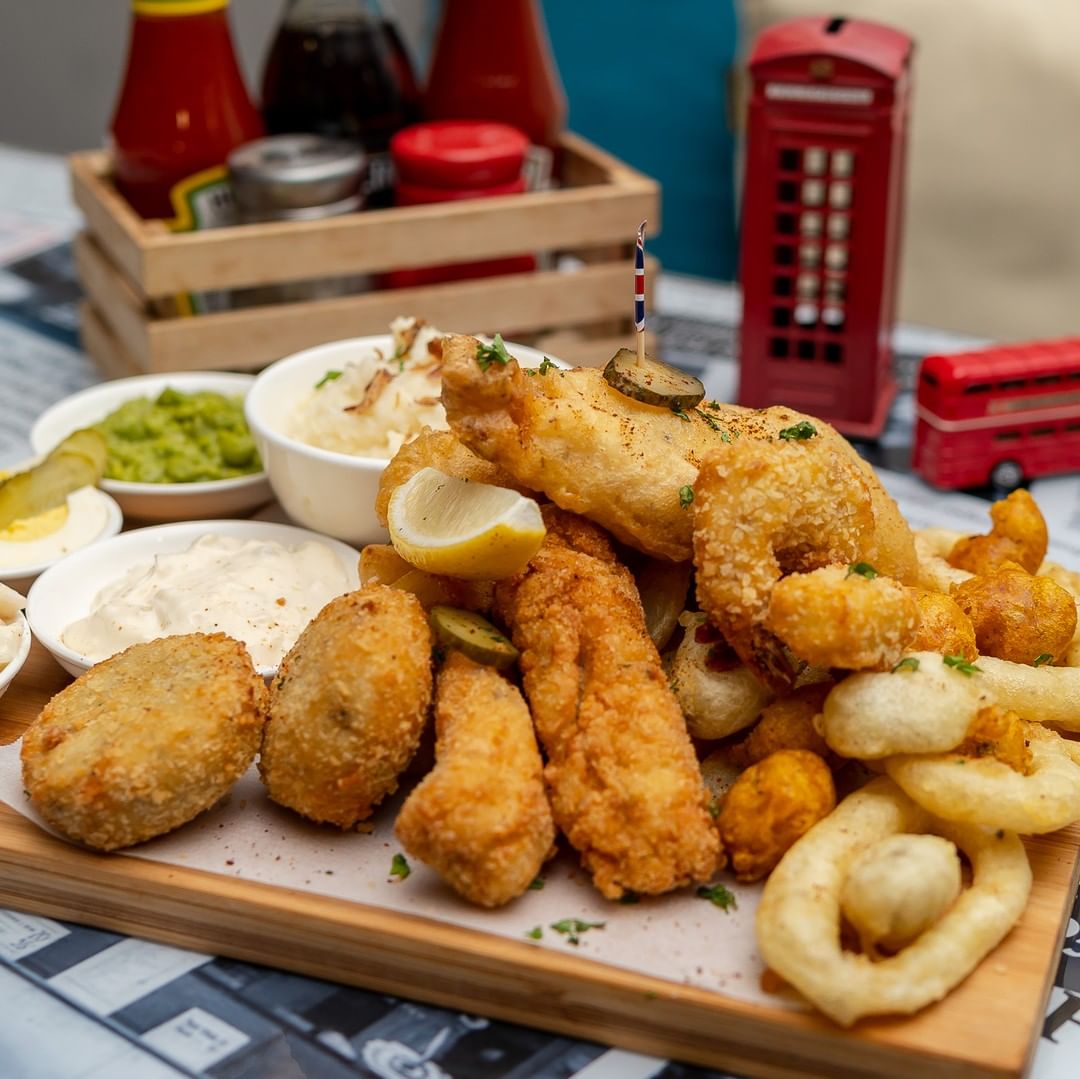 Cor Blimey Menghidangkan Fish & Chips Original Paling Sedap!