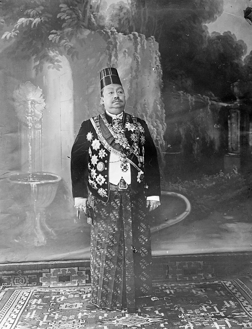 Kenderaan Pertama Asia Tenggara Dimiliki Oleh Sultan Indonesia?